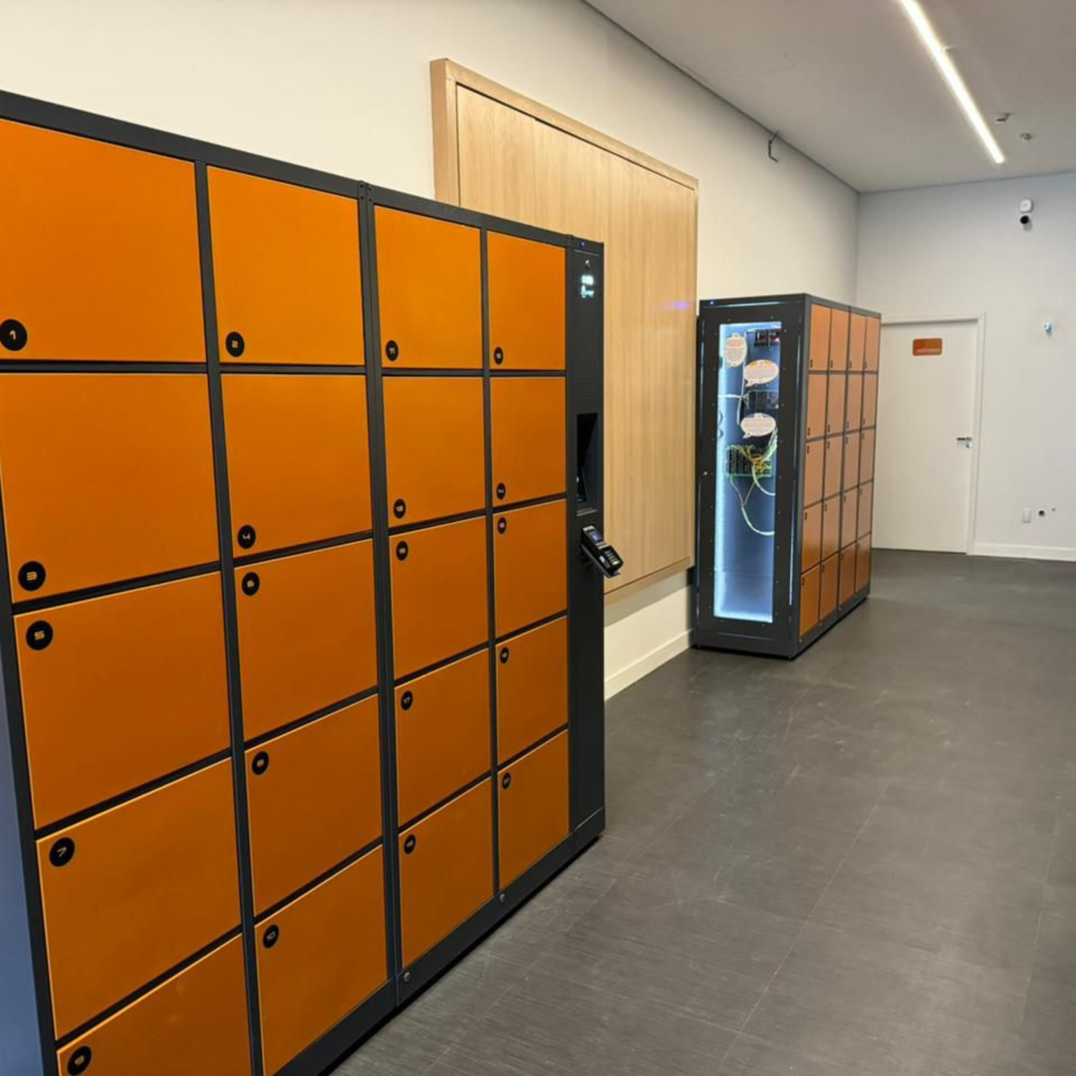 Home - Fatto Smart Lockers